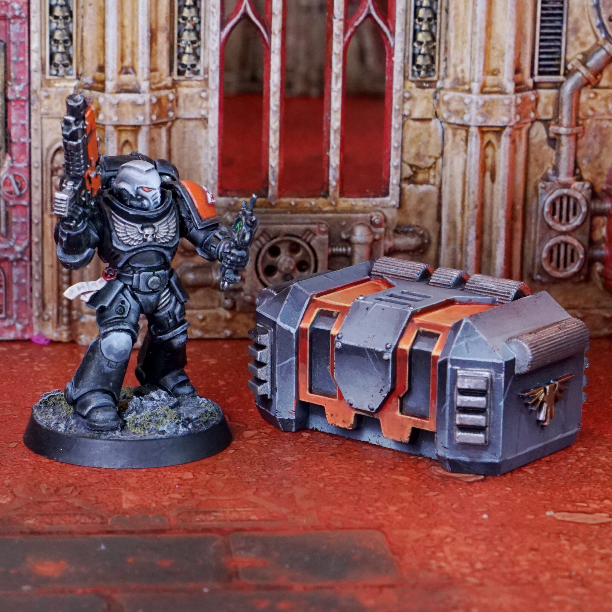 Marines - Weapon rack chest - Physical - Deadly Print Studio