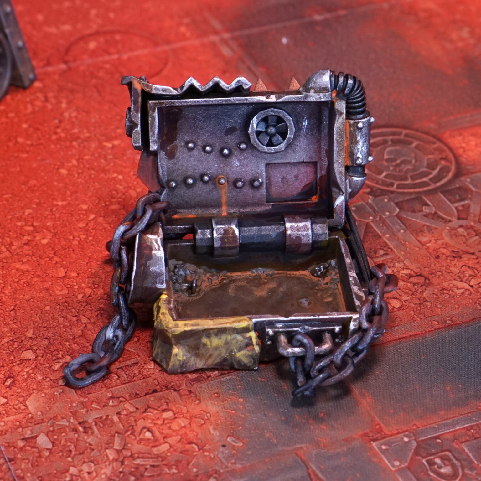 Orks - Rack and ammunition box - Physical - Deadly Print Studio