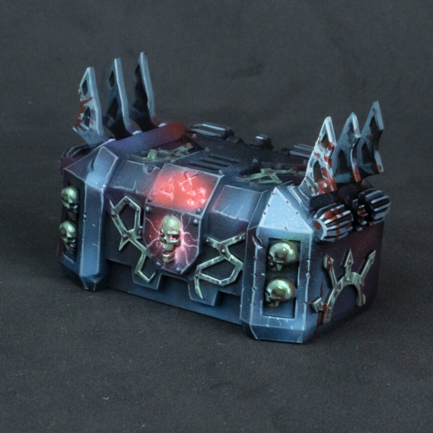 Chaos Marine - Weapon rack chest - Physical - Deadly Print Studio